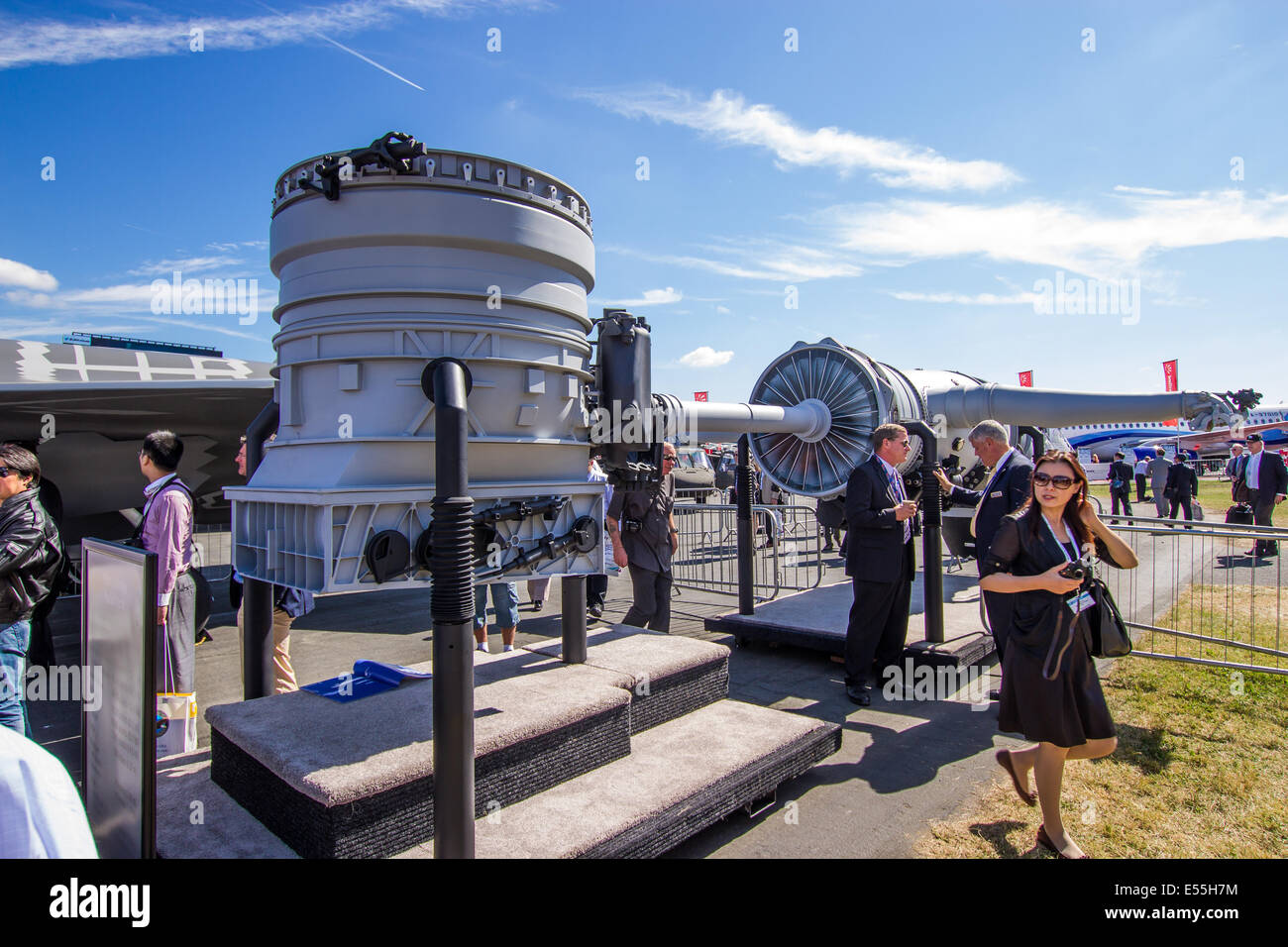 The F-35 Lightning II Joint Strike Fighter, featuring its Pratt ...