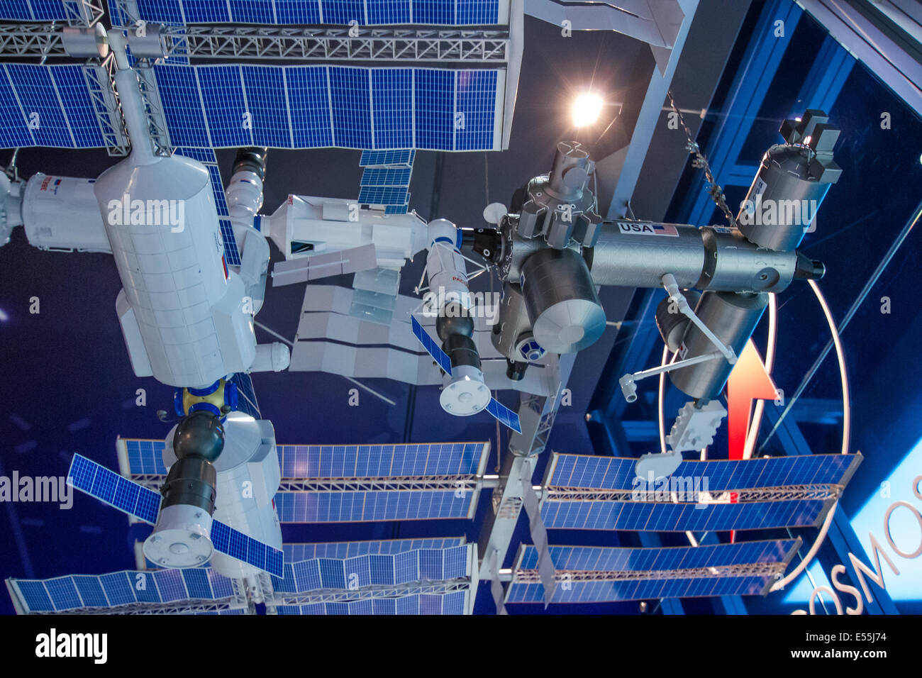 The Space Zone and Space Day Conference at the Farnborough ...