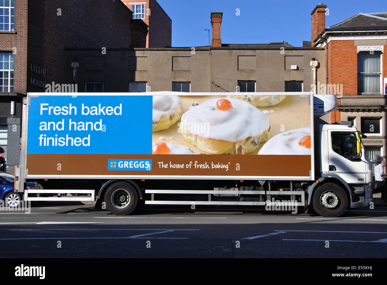 Delivery lorry leicester england uk hi-res stock photography and images ...