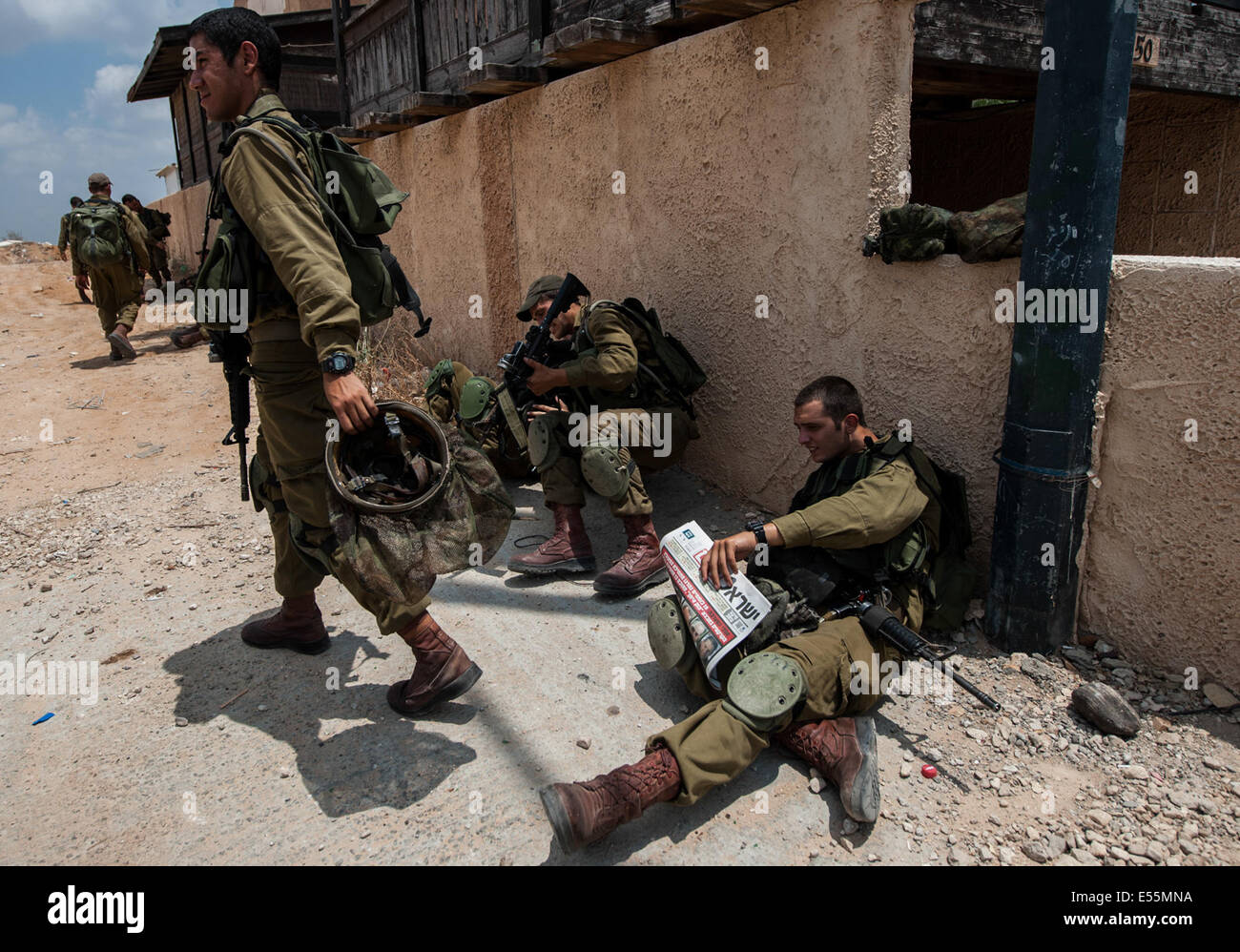 Protective edge gaza 8 july hi-res stock photography and images - Alamy