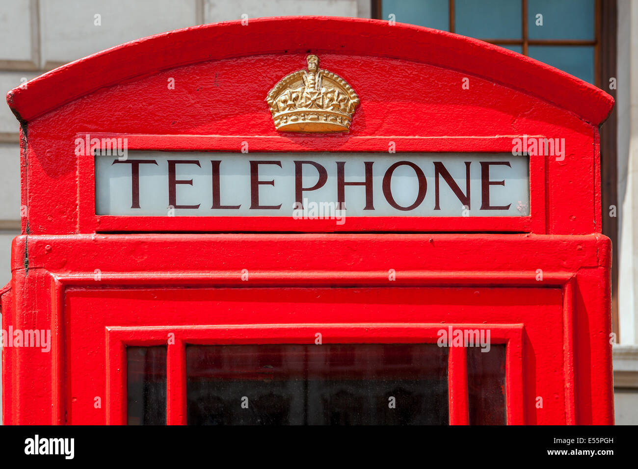 Telephone booth. London, England Stock Photo - Alamy