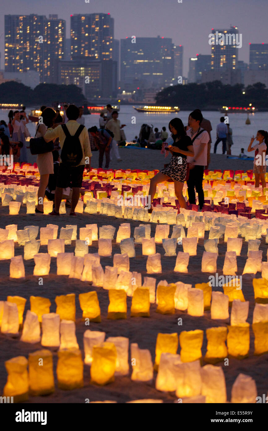Tokyo, Japan. 21st July, 2014. Visitors enjoy the view of the lanterns ...
