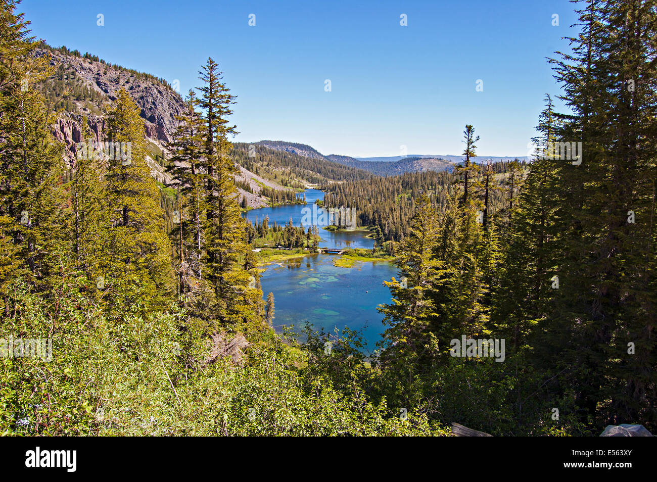 Twin lakes mammoth hi-res stock photography and images - Alamy