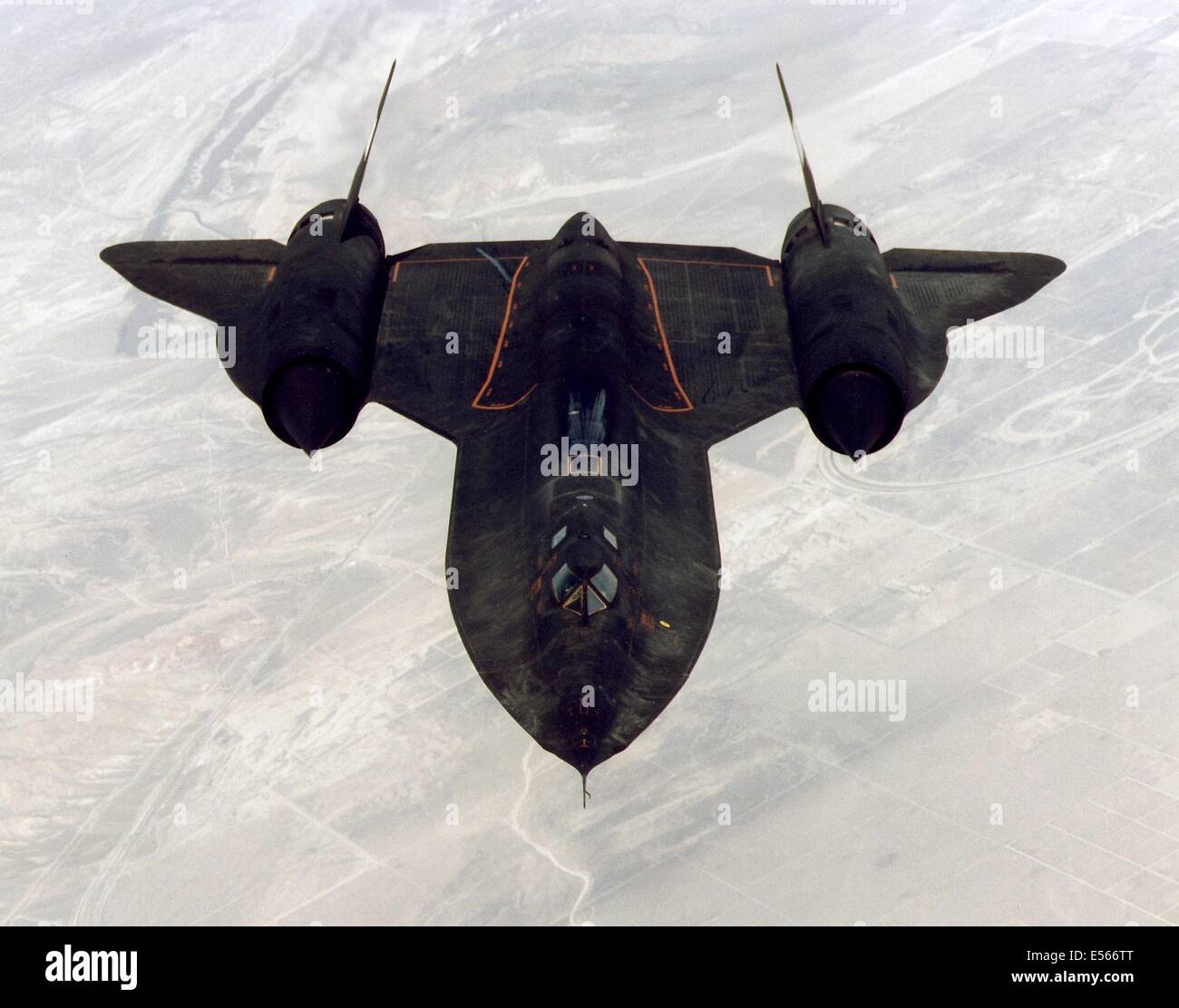 Sr71 blackbird reconnaissance aircraft hi-res stock photography and ...