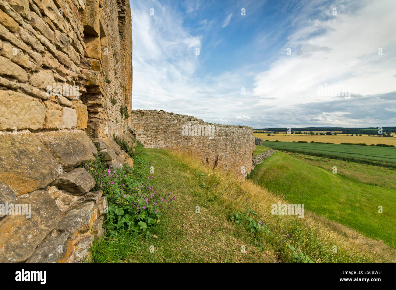 Duffus castle hi-res stock photography and images - Alamy