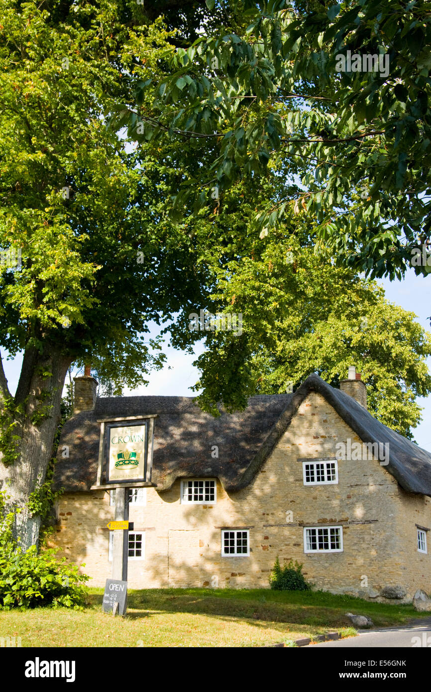 Enstone hi-res stock photography and images - Alamy