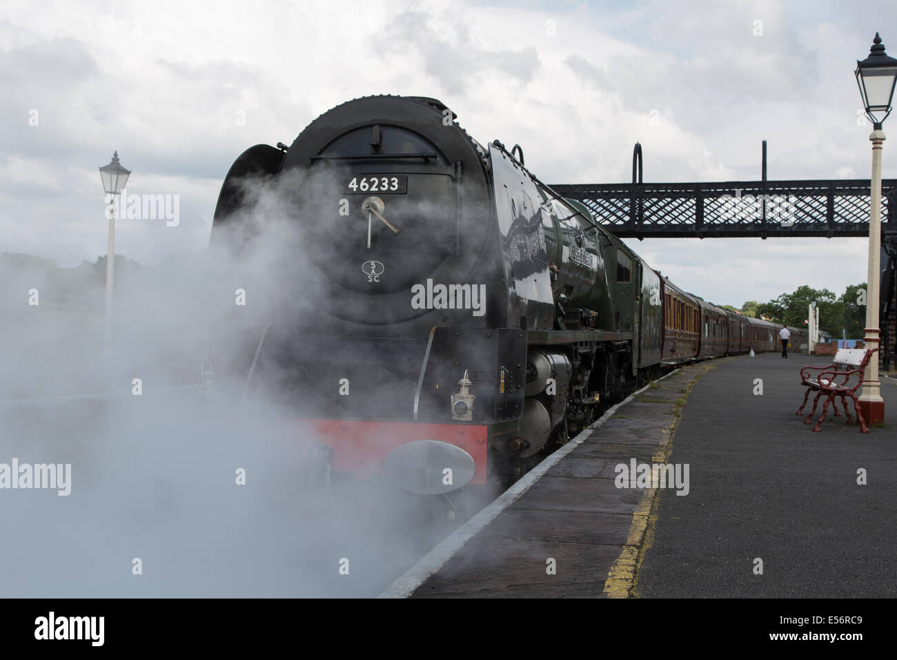Coronation class locomotive hi-res stock photography and images - Alamy