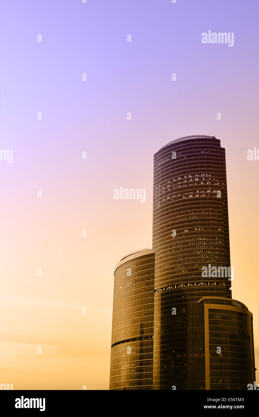 Modern skyscrapers design structure hi-res stock photography and images ...