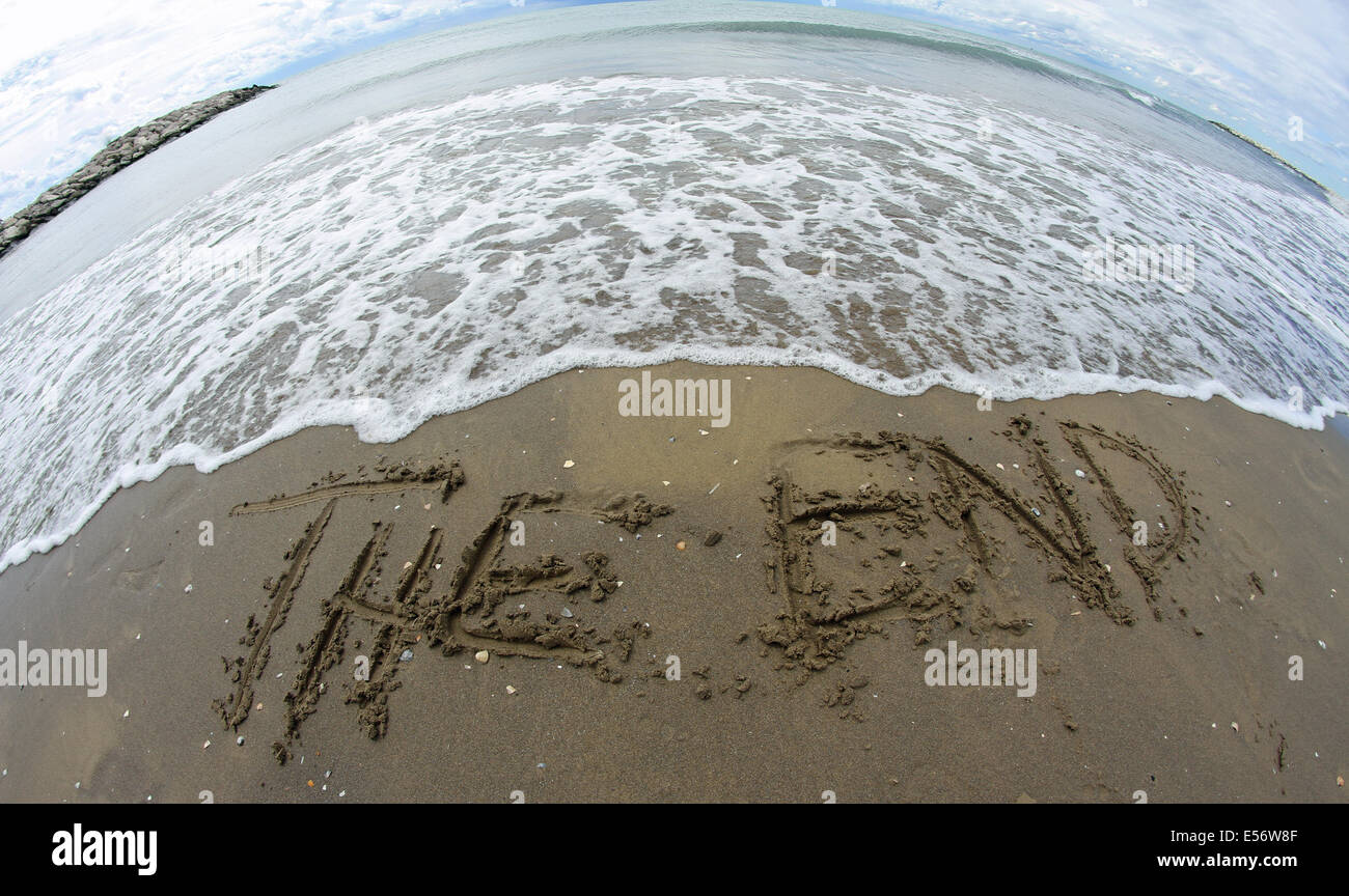 End of wave hi-res stock photography and images - Alamy
