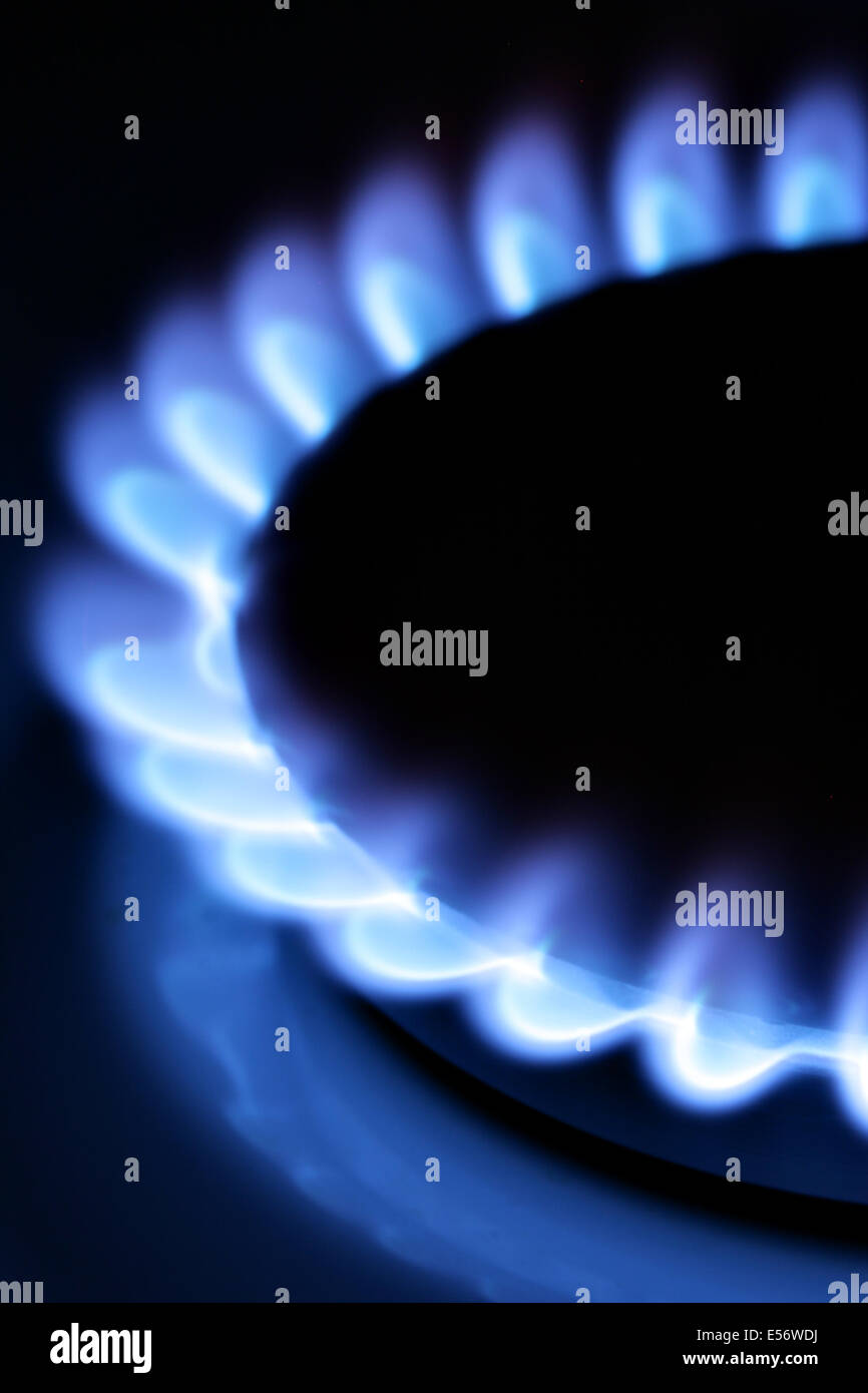 Gas hob flame hi-res stock photography and images - Alamy