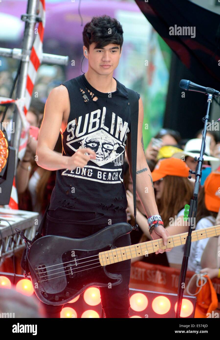 New York, NY, USA. 22nd July, 2014. Calum Hood on stage for NBC Today ...