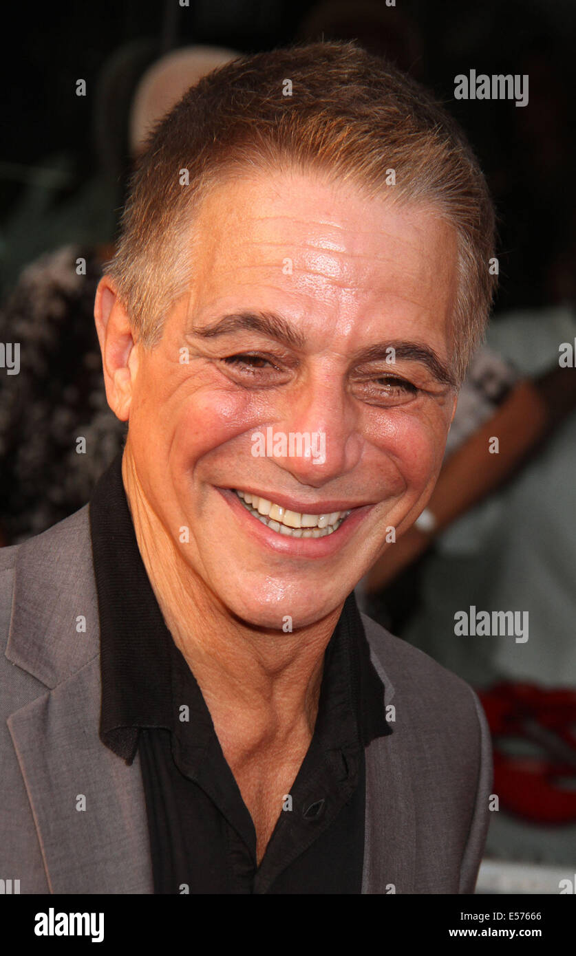 Actor tony danza hi-res stock photography and images - Alamy