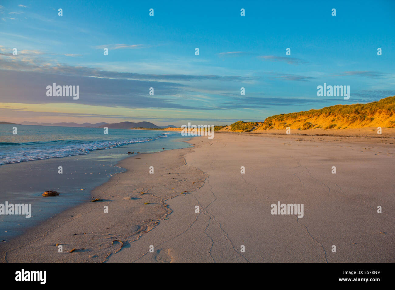Sunset on Berneray West Beach Stock Photo - Alamy