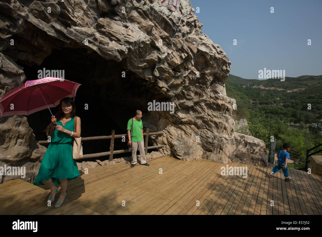 Peking Man complex at Zhoukoudian, in Fangshan district of greater ...