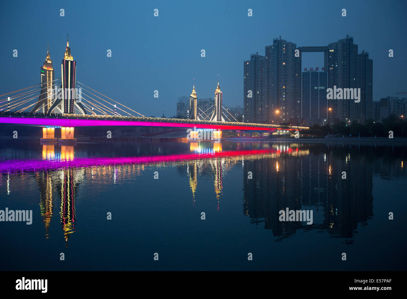 Beijing grand bridge china hi-res stock photography and images - Alamy
