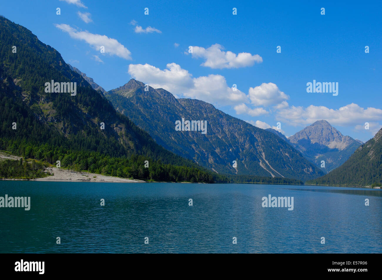 Austria, Plansee, Tirol, Lake Plansee, Seespitz, Ammergau Alps Stock ...