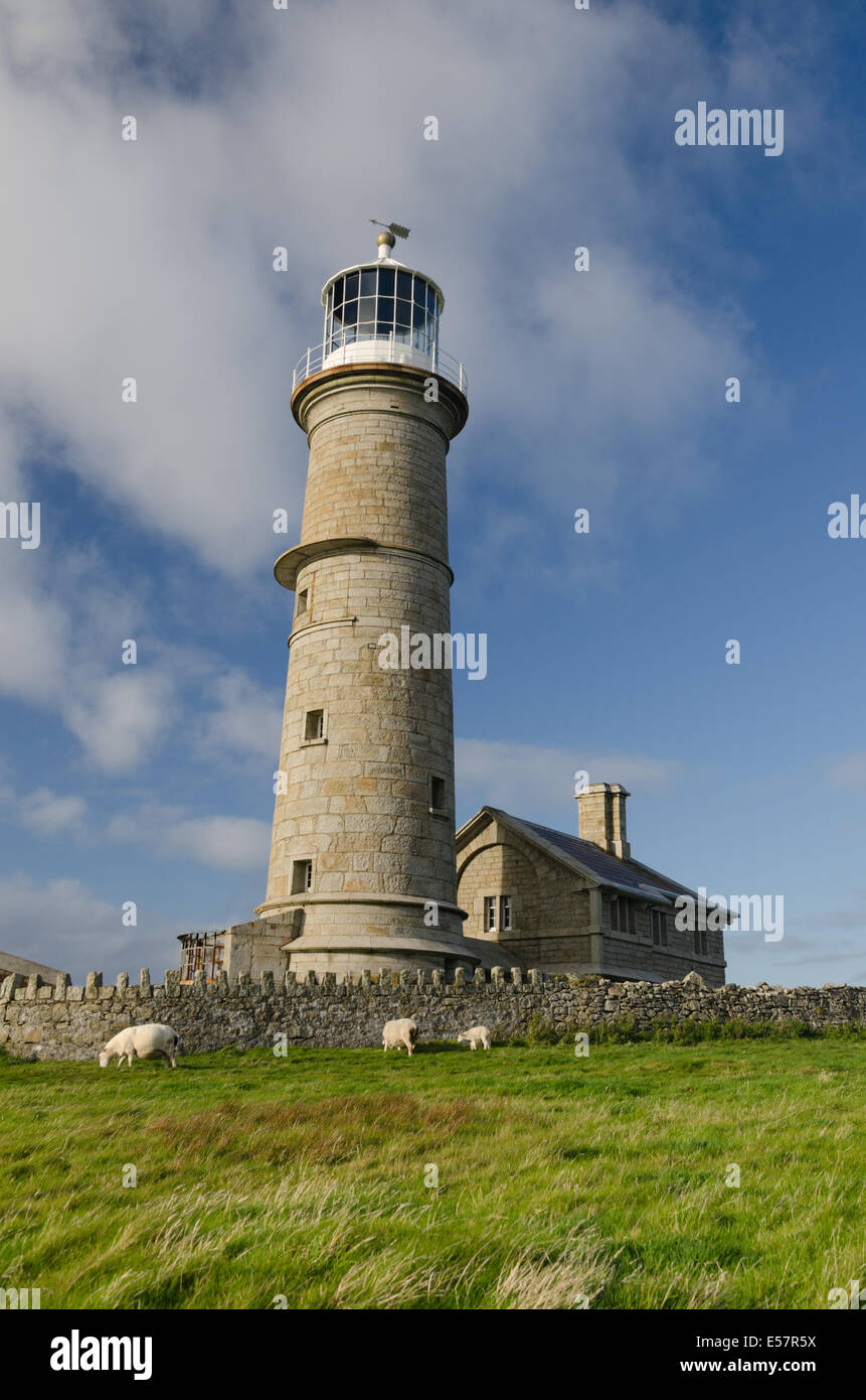 Lundy island lighthouse hi-res stock photography and images - Alamy