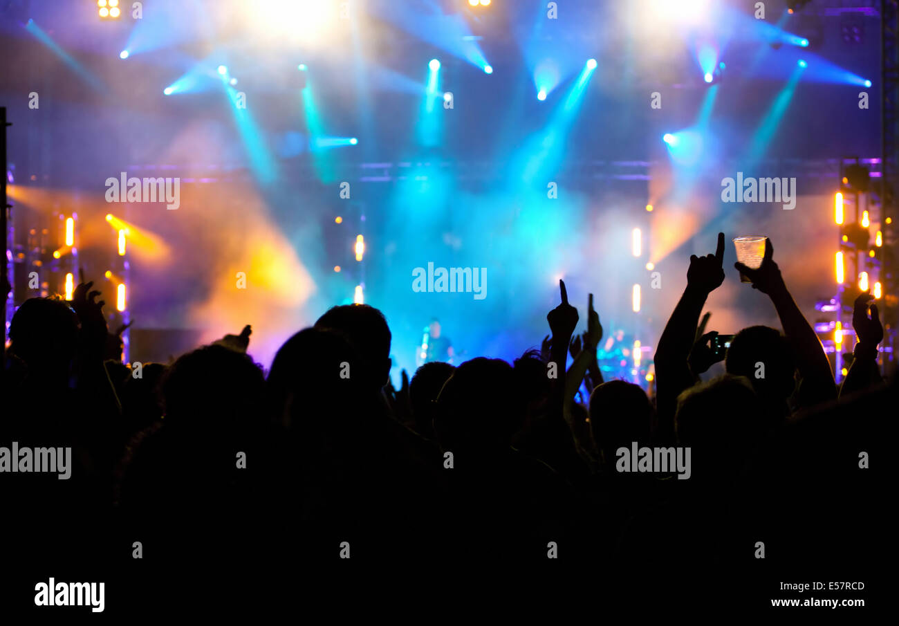 Red smoke stage studio hi-res stock photography and images - Alamy