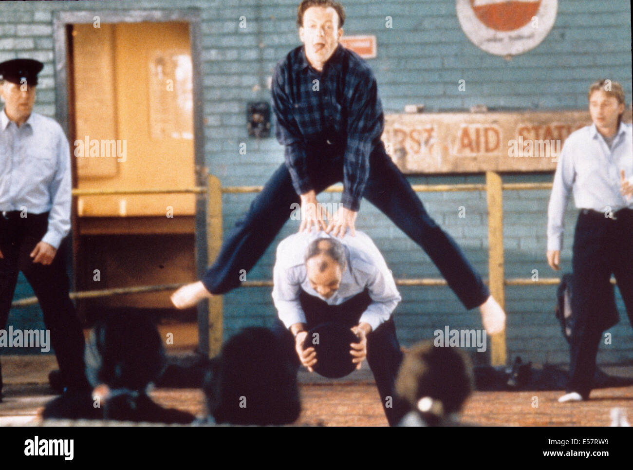 THE FULL MONTY 1997 Fox Searchlight film with Robert Carlyle at right ...