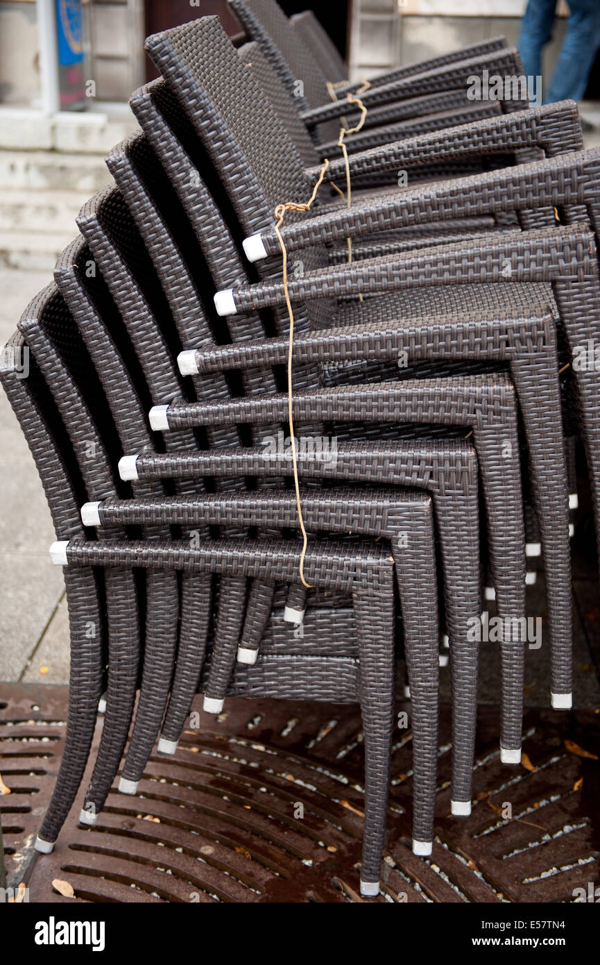 Tied to chair hi-res stock photography and images - Alamy