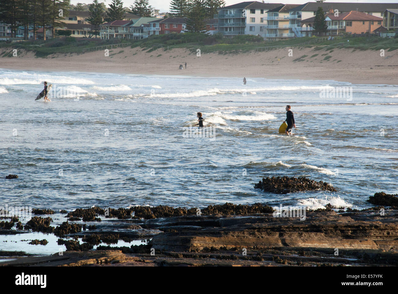 Australian men beach hi-res stock photography and images - Alamy