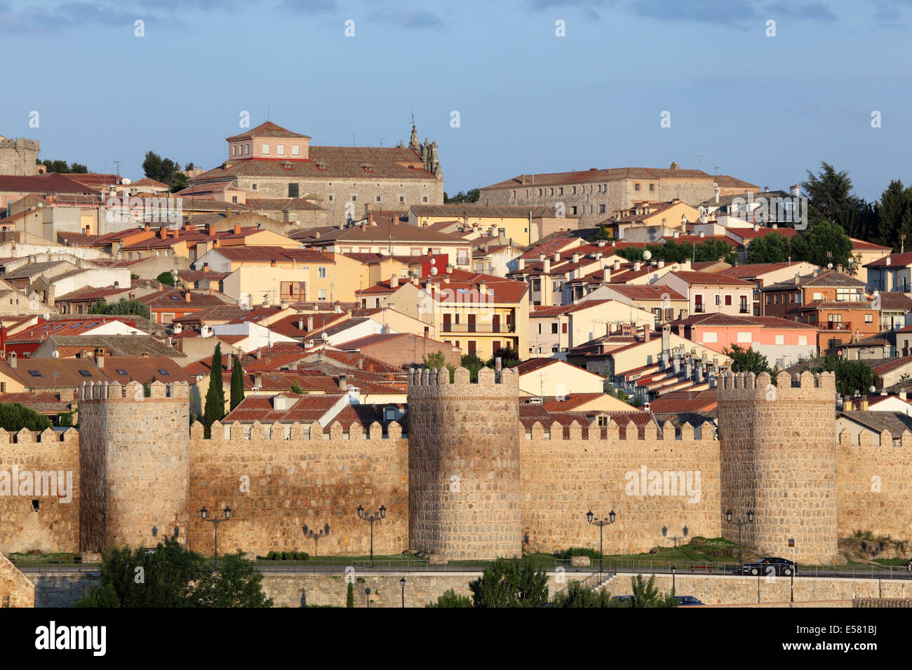 Medieval city walls of Avila, Castilla y Leon, Spain Stock Photo - Alamy