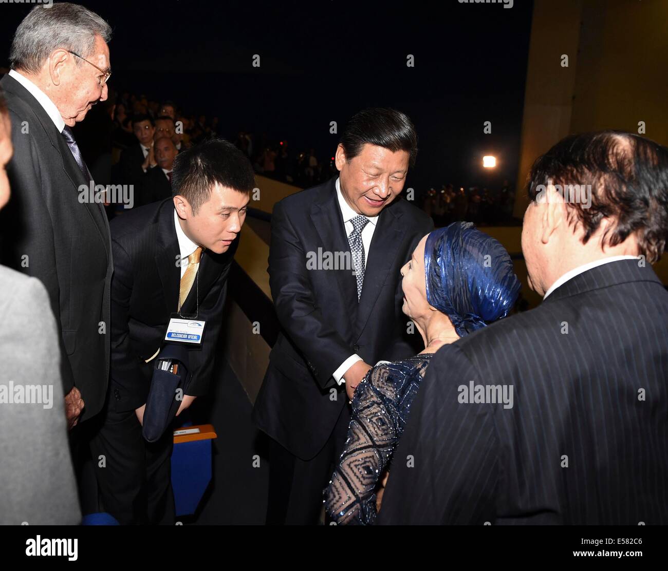 Havana, Cuba. 22nd July, 2014. Chinese President Xi Jinping (C) and ...
