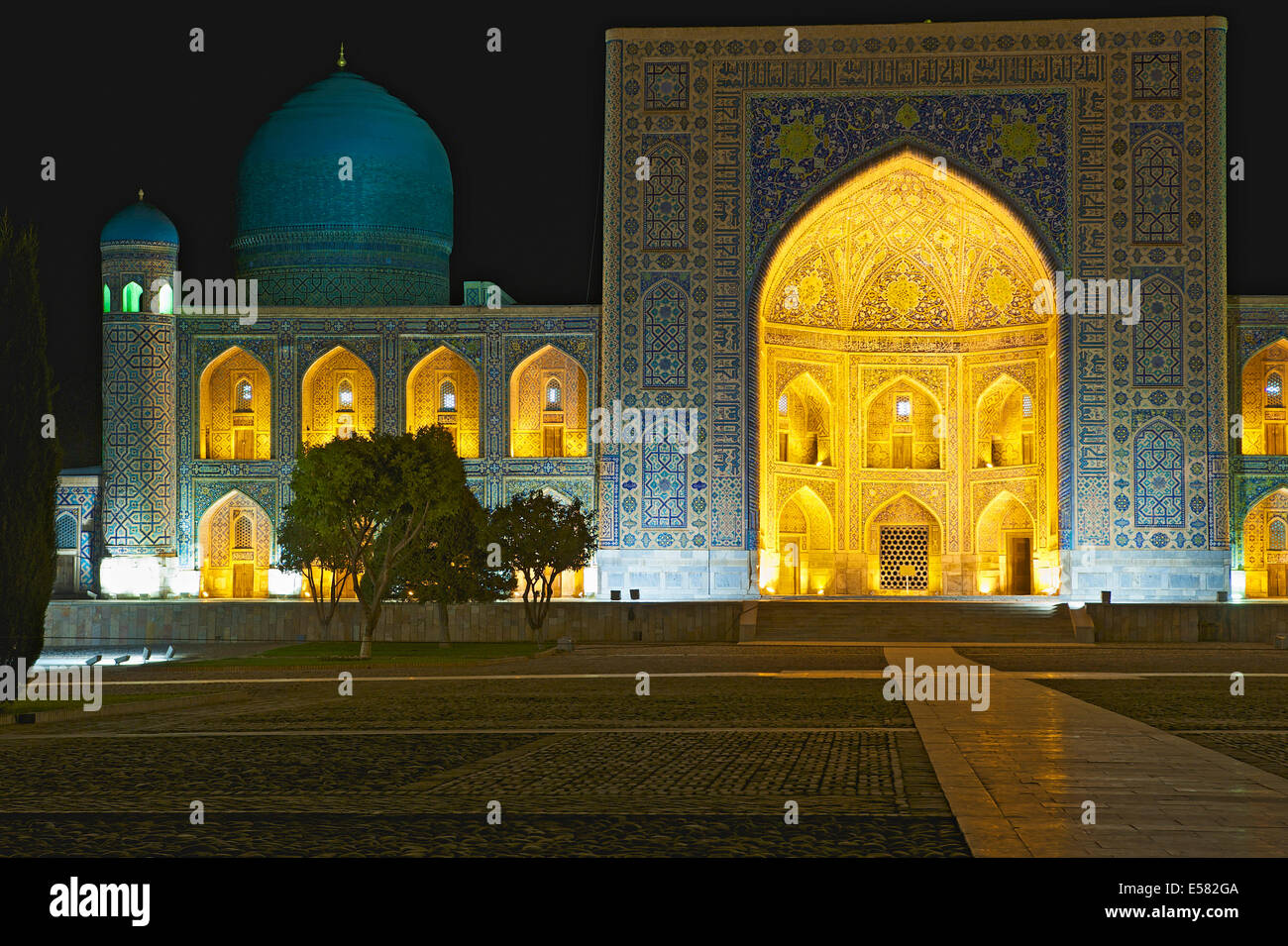 At the Registan, at night, Samarkand, Uzbekistan Stock Photo - Alamy