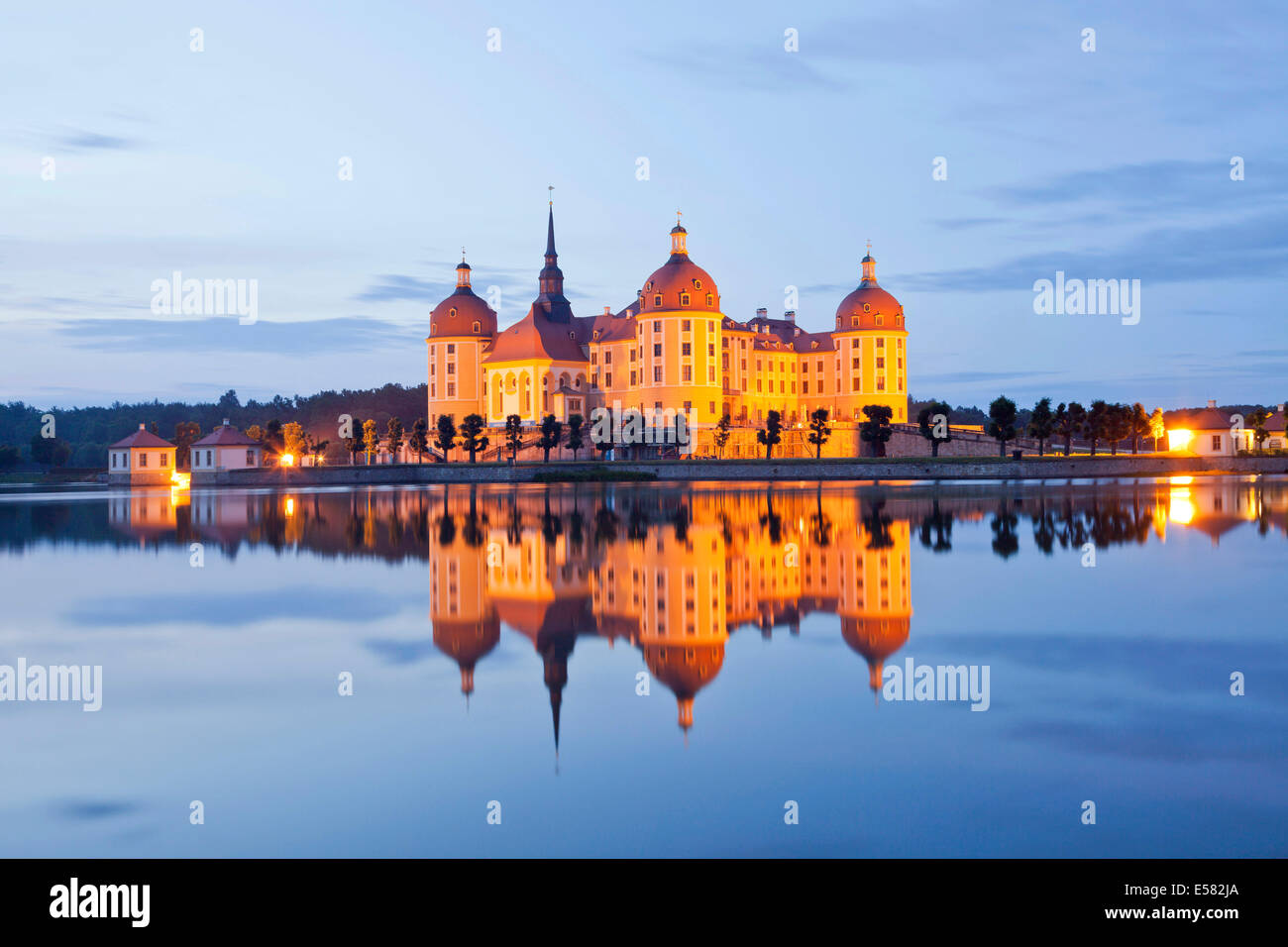 Moritzburg castle hi-res stock photography and images - Alamy