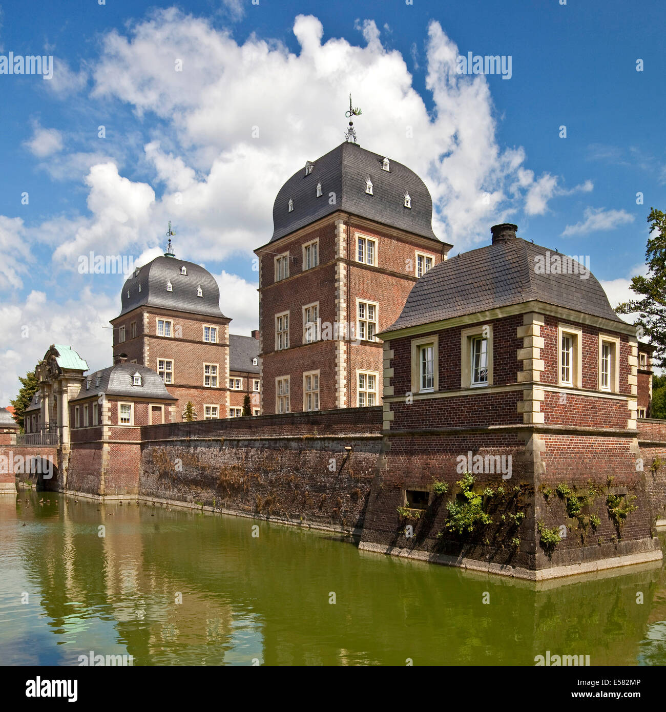 Baroque moated castle Ahaus Castle, Technical Academy, Ahaus ...