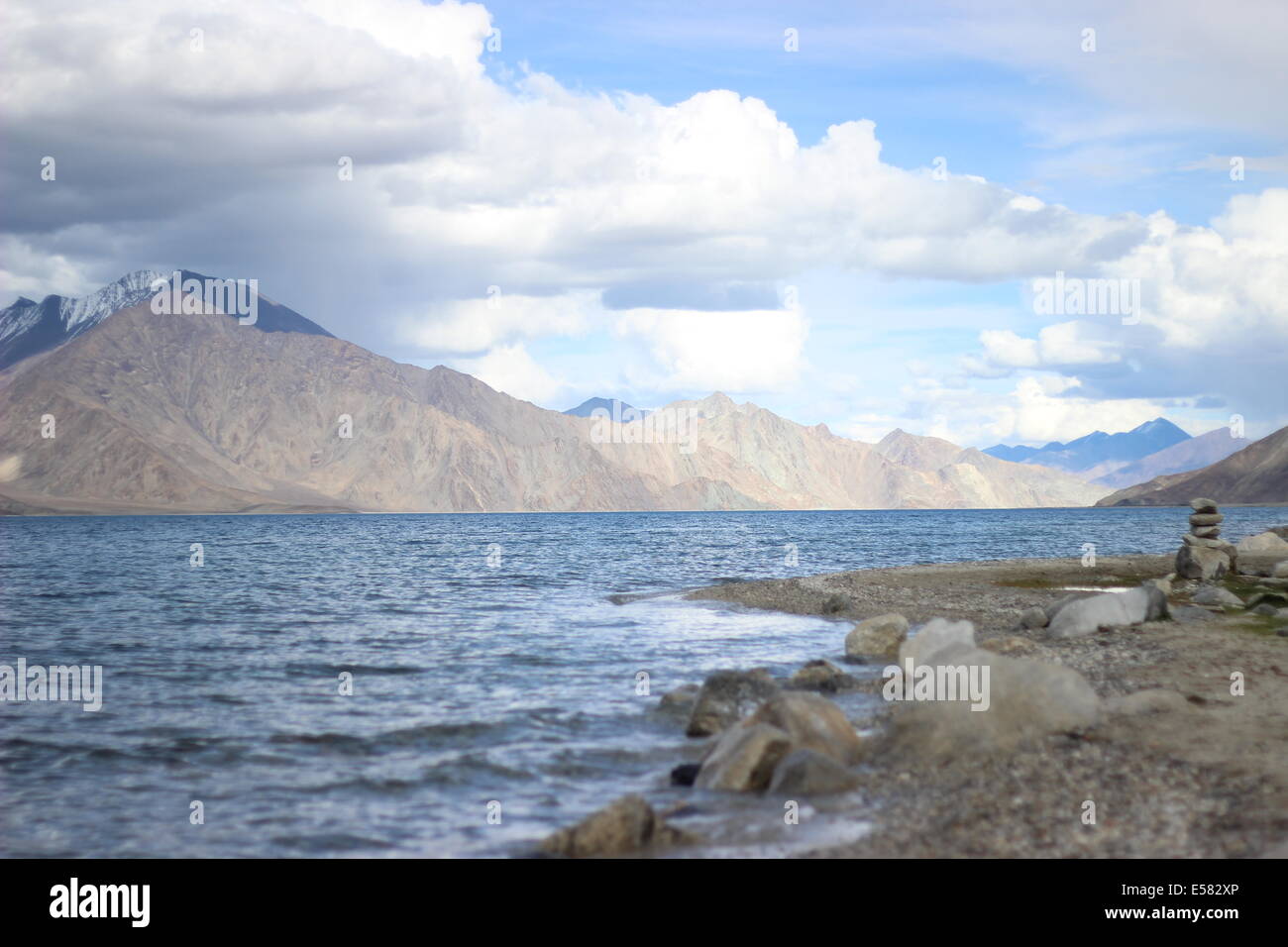 Leh lake hi-res stock photography and images - Alamy