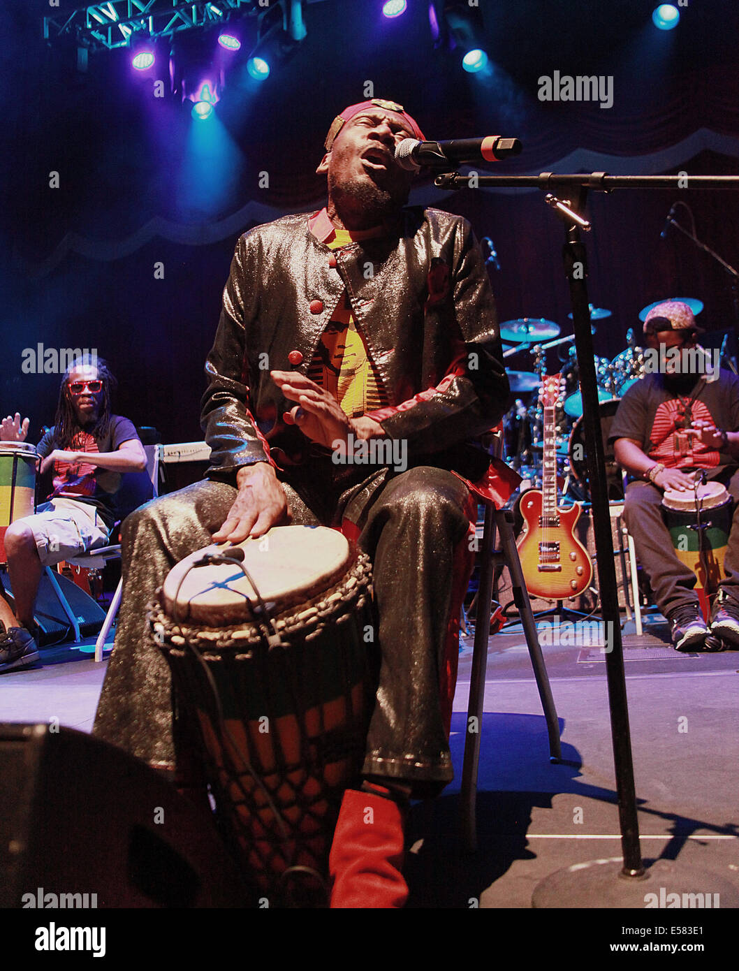 Jimmy thomas singer hi-res stock photography and images - Alamy