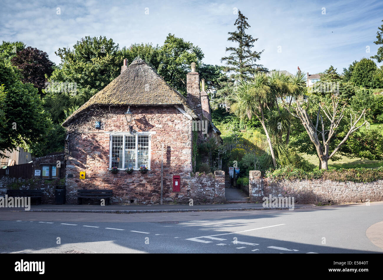 Cockington school house hi-res stock photography and images - Alamy