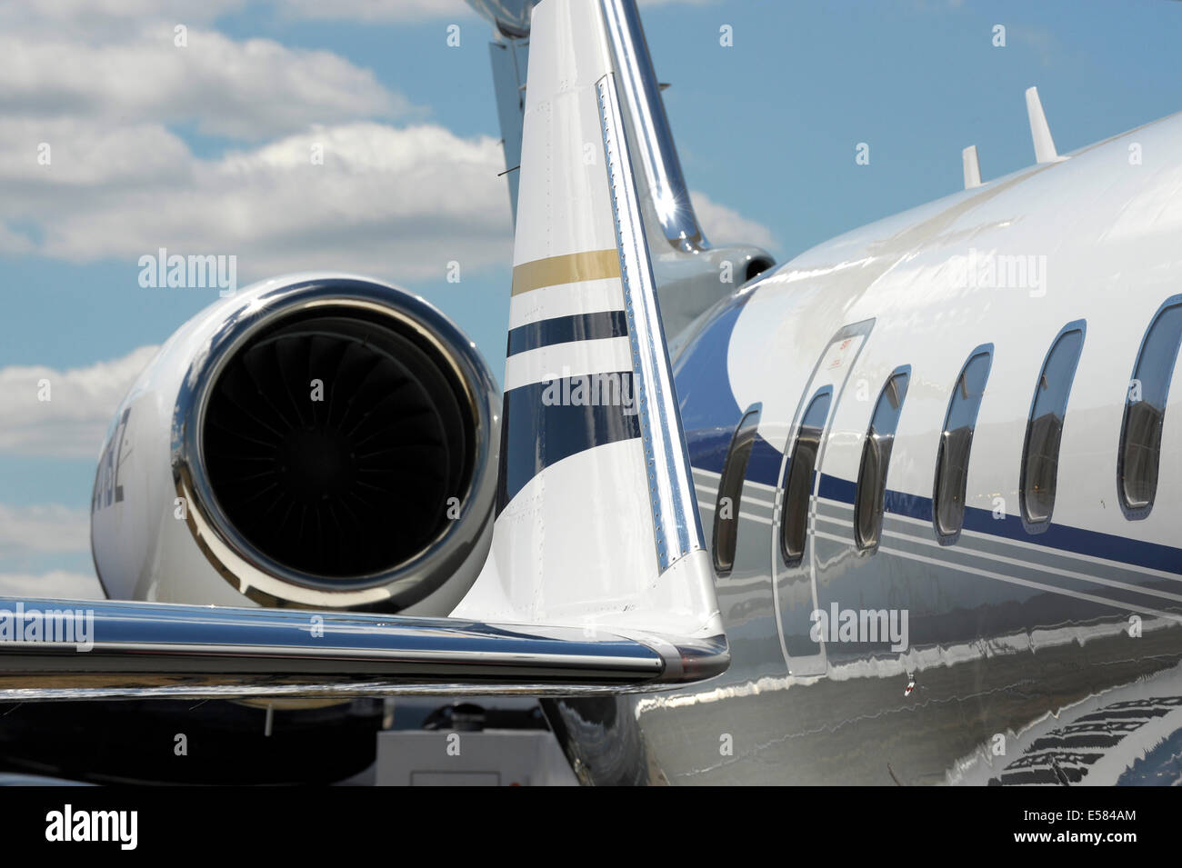 Bombardier Global 6000 Aircraft Stock Photo - Alamy