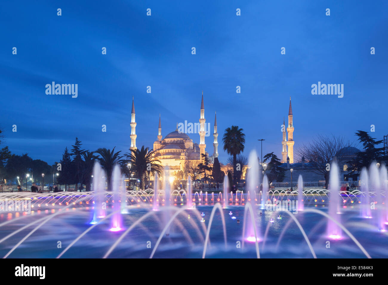 The Blue Mosque at night, Istanbul, Turkey Stock Photo - Alamy
