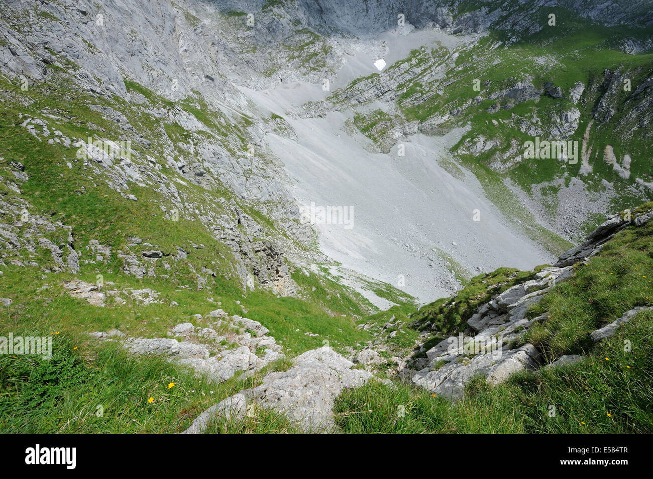 Scree slope hi-res stock photography and images - Alamy