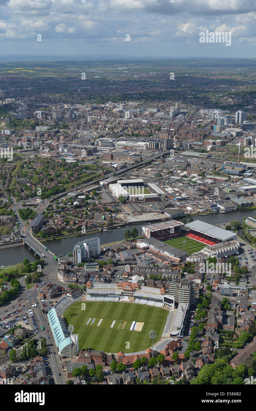 Notts county nottingham forest football hi-res stock photography and ...