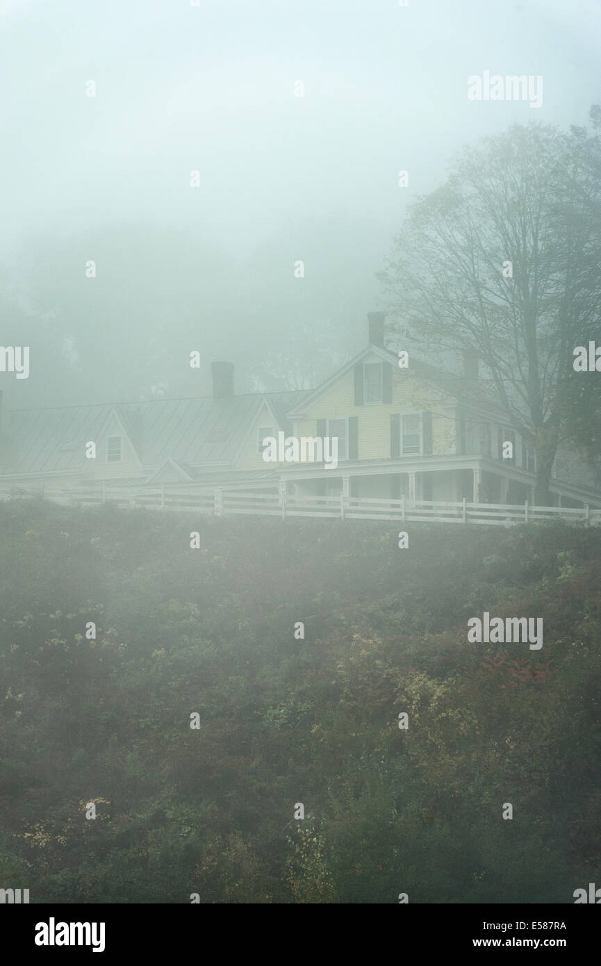 Mist shrouded hi-res stock photography and images - Alamy