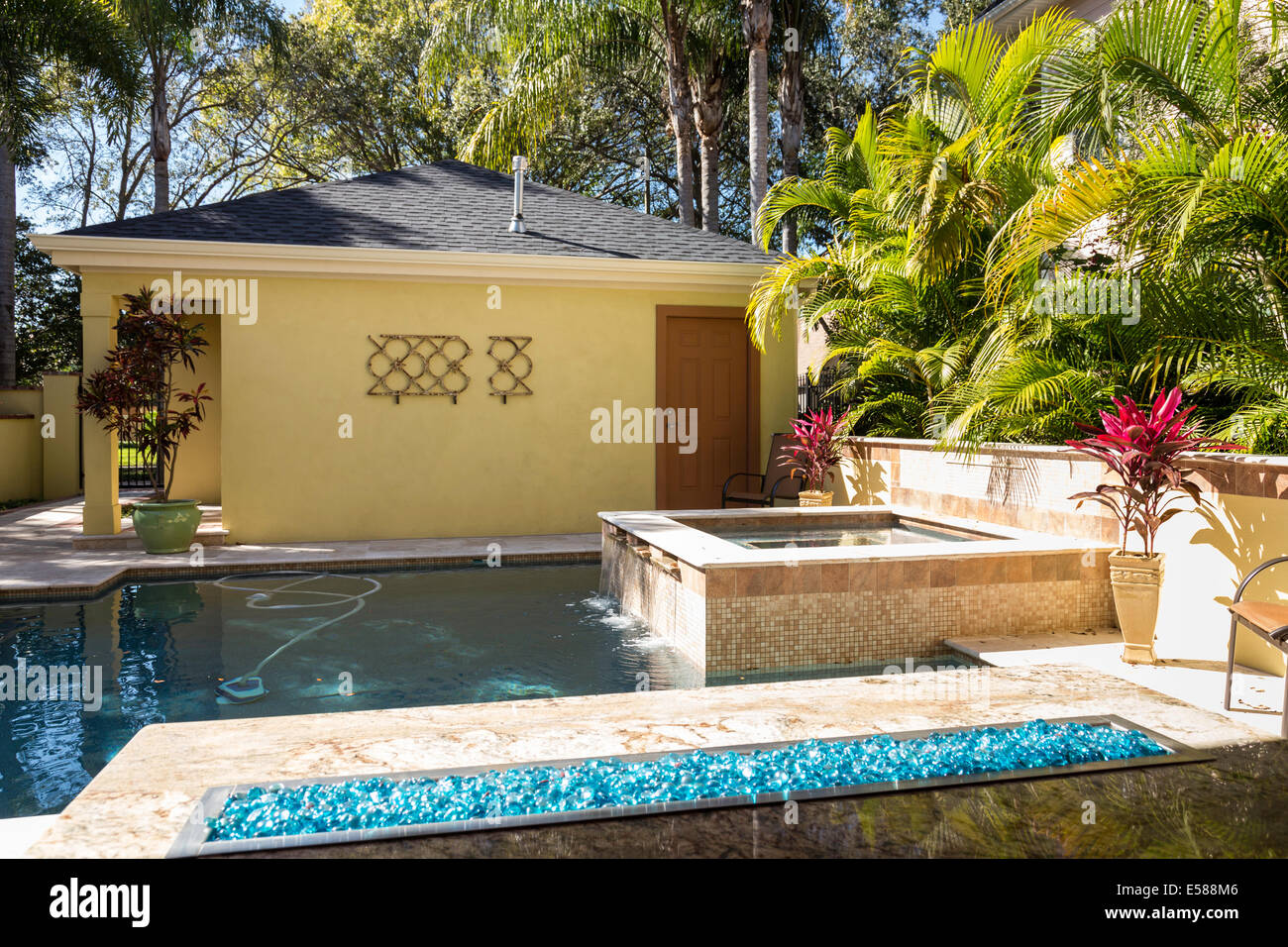 American jacuzzi hi-res stock photography and images - Alamy