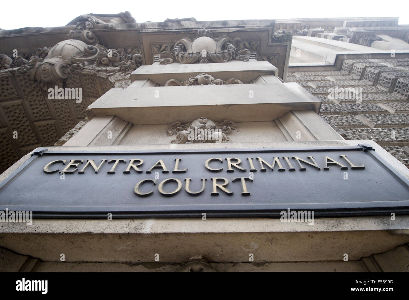 Central criminal courts hi-res stock photography and images - Alamy