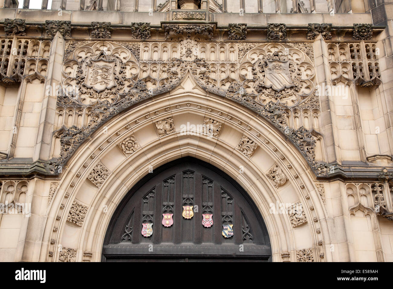 Detail of manchester cathedral hi-res stock photography and images - Alamy