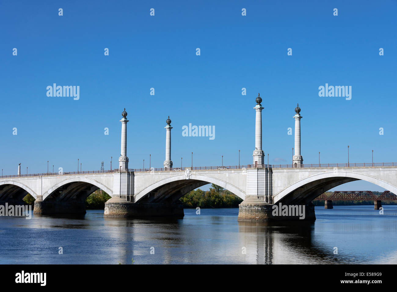 Springfield Memorial Bridge High Resolution Stock Photography and ...