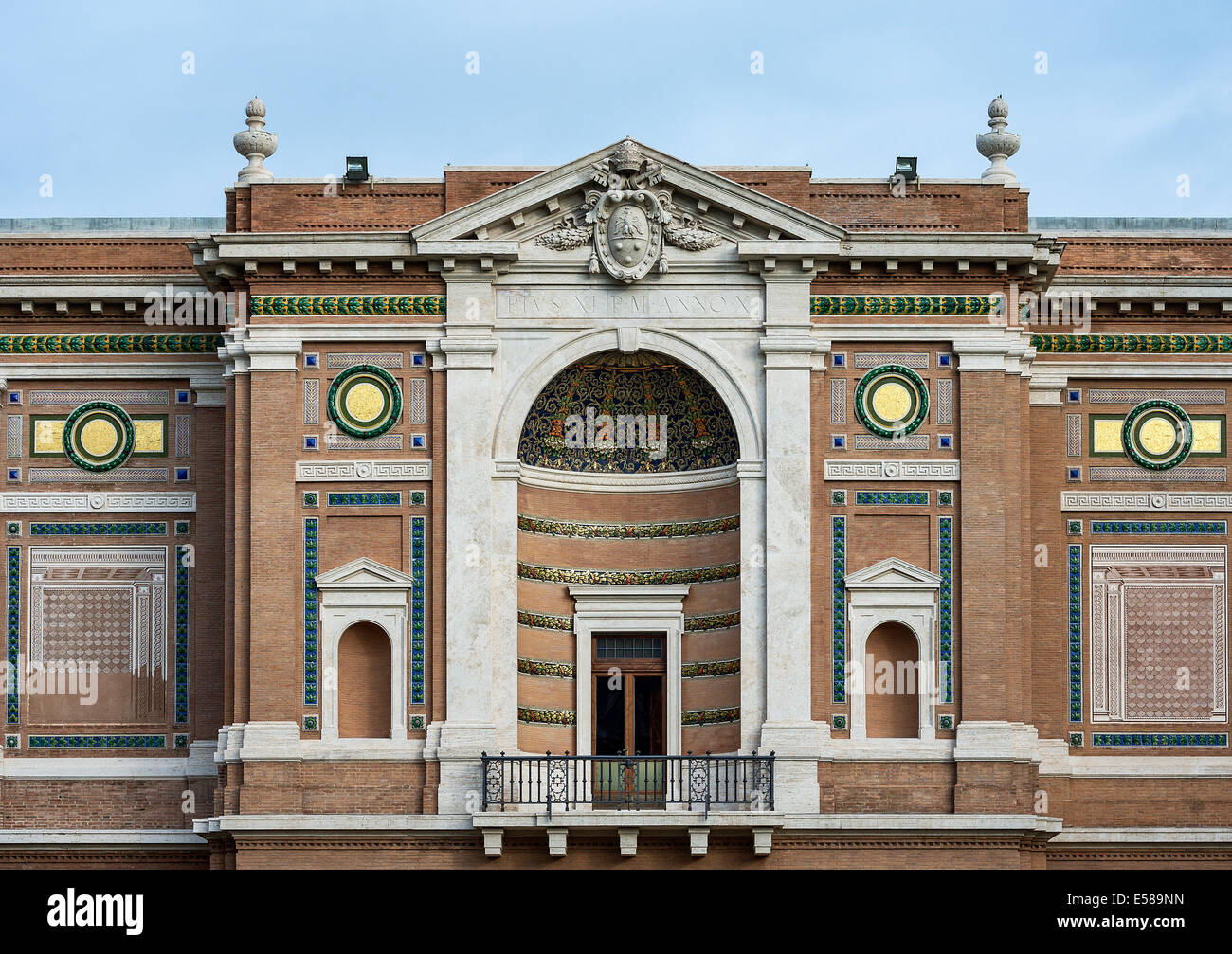 Pinacoteca Vaticana exterior, Vatican Museums, Vatican City, Rome, Italy Stock Photo - Alamy