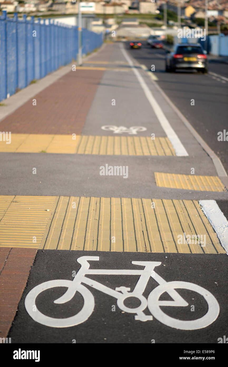 Painted cycle route sign on pavement uk Stock Photo - Alamy