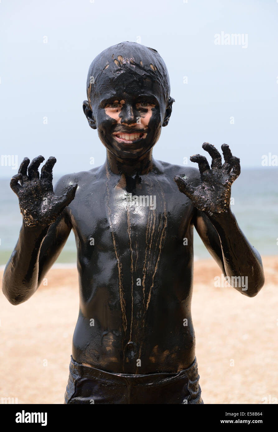 Mud boy hi-res stock photography and images - Alamy
