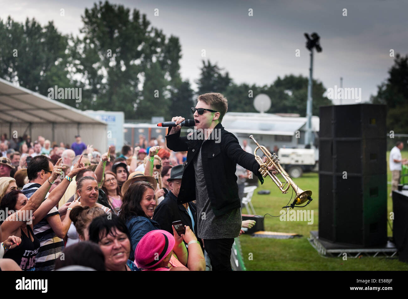 Jackson Mathod from the Kubricks performing at the Brentwood Festival ...