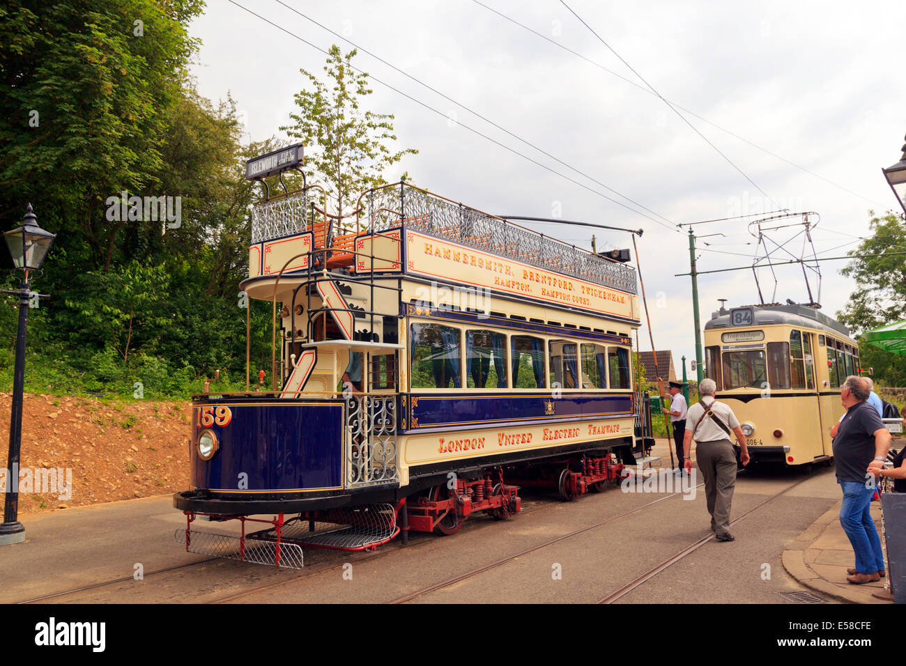 Overhead peak tramcar hi-res stock photography and images - Alamy