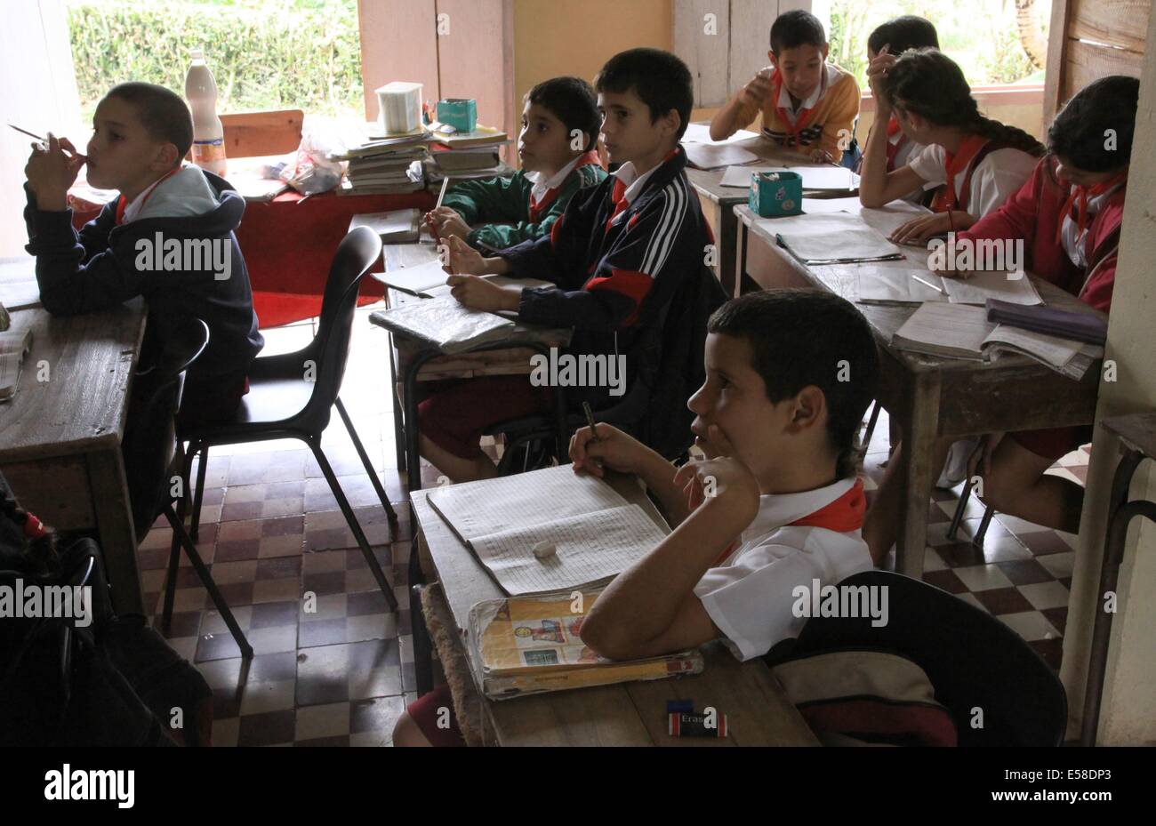Cuban school classroom hi-res stock photography and images - Alamy