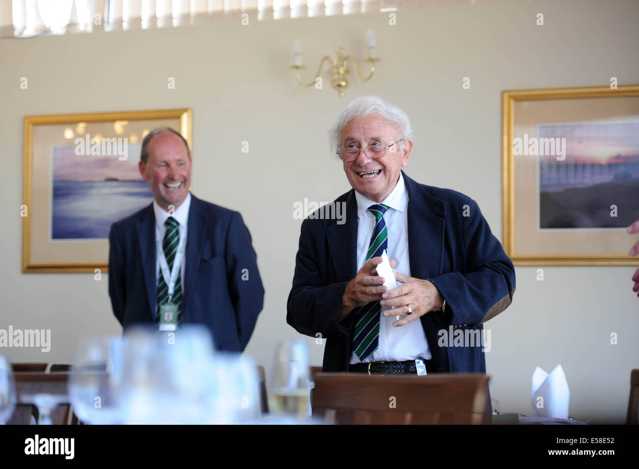Brian huggett golf hi-res stock photography and images - Alamy