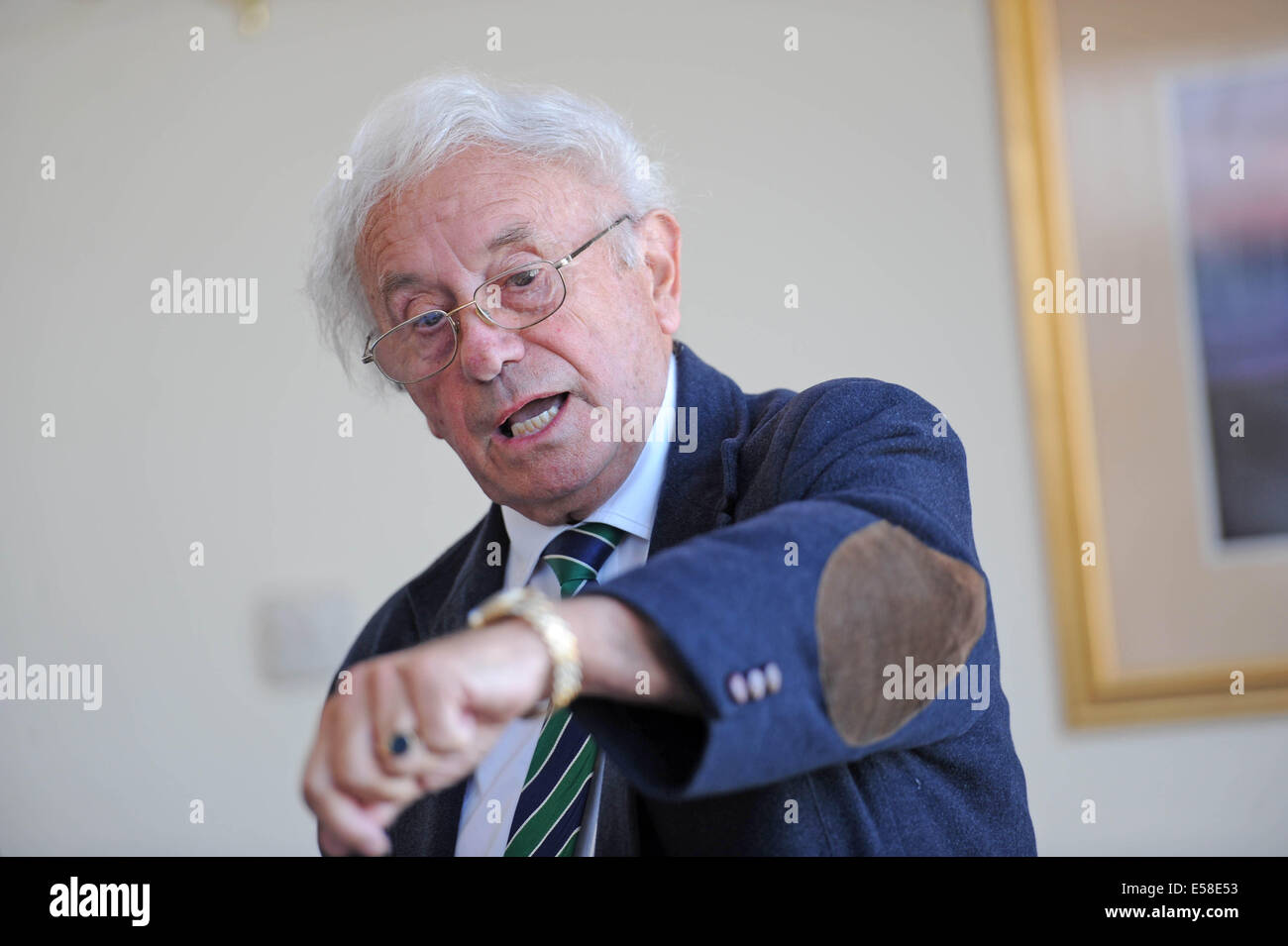 South wales shows off hi-res stock photography and images - Alamy